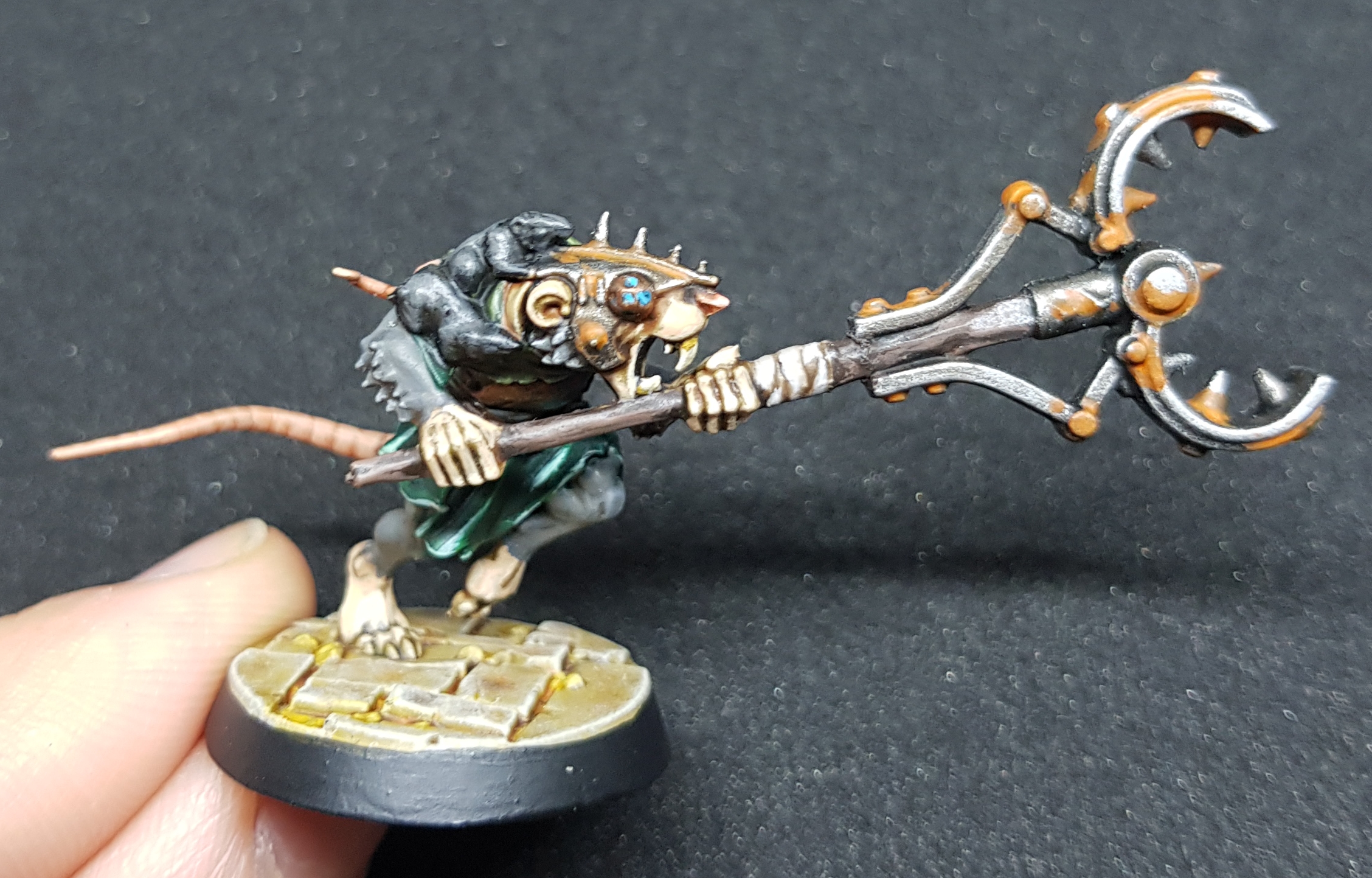 Skaven Showcase – Can You Roll A Crit?