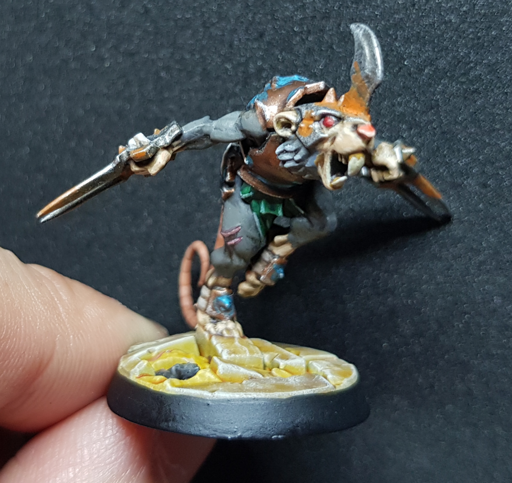 Skaven Showcase – Can You Roll A Crit?